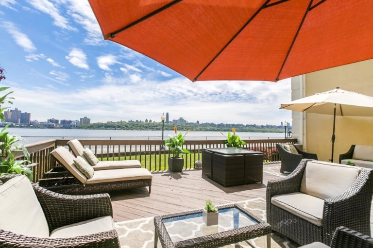 Edgewater Hotel Photo Gallery | Comfort Inn Edgewater