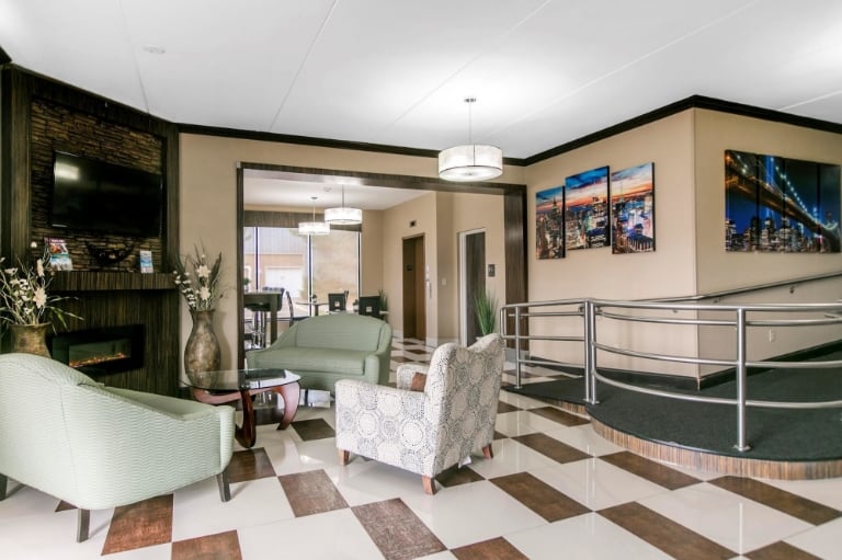 Edgewater Hotel Photo Gallery | Comfort Inn Edgewater