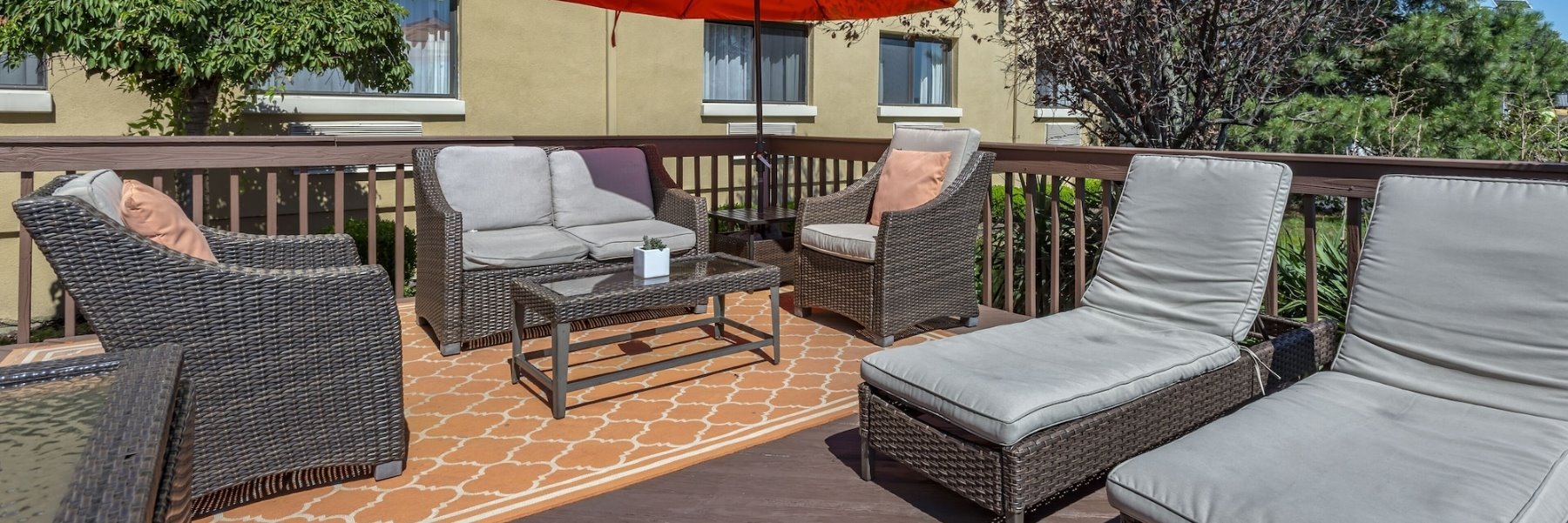 Hotels in Edgewater | Comfort Inn Edgewater on Hudson River